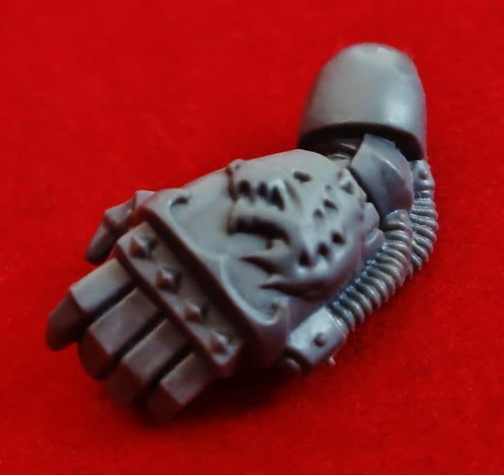 Space Wolves Thunderwolf Cavalry Power Fist Powerfist left arm – Spru Bitz